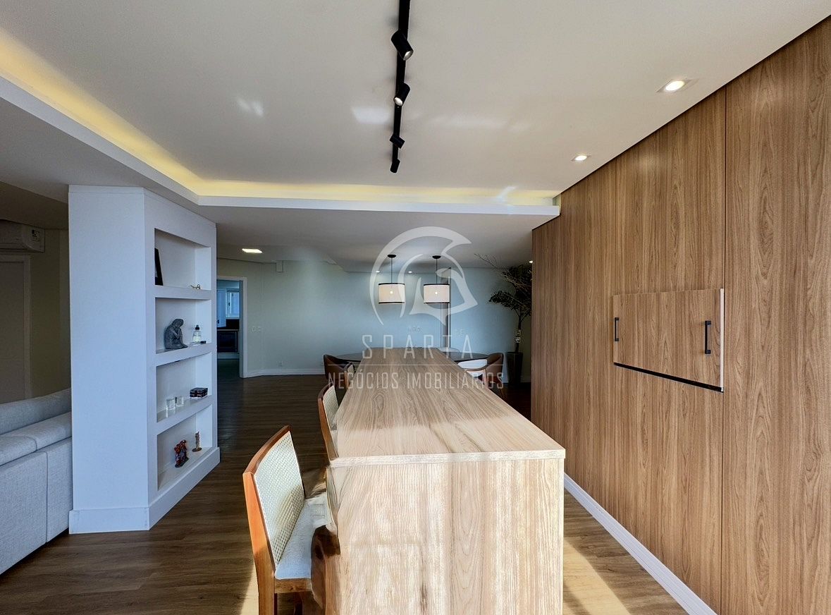 Apartamento na Av. Doutor Maurício Cardoso em Novo Hamburgo